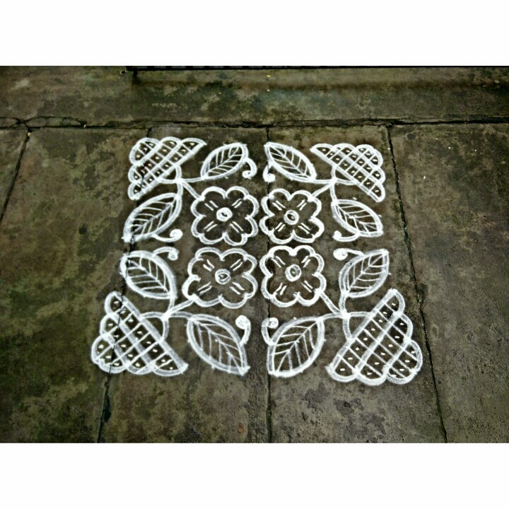 Rangoli designs/Kolam: 12 Pulli 12 Varisai Kolam